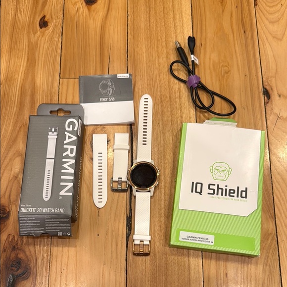 garmin | Wearables | Copy Garmin White Smartwatch With Extra Band ...